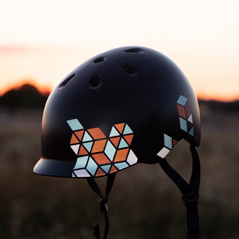 Reflective Berlin Reflective Shapes - Diamonds – VeloLifestyle 𝗯𝘆 𝗔𝗹𝗹𝗼 ...